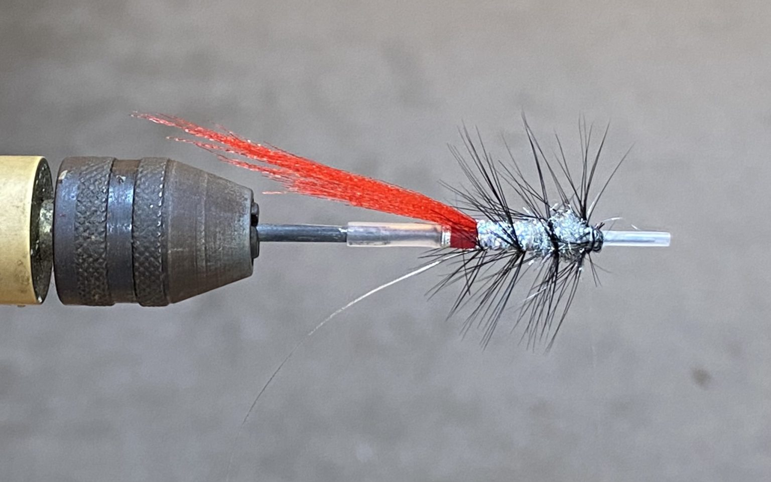 Fly Tying: Black ‘n’ Silver Templedog Tube