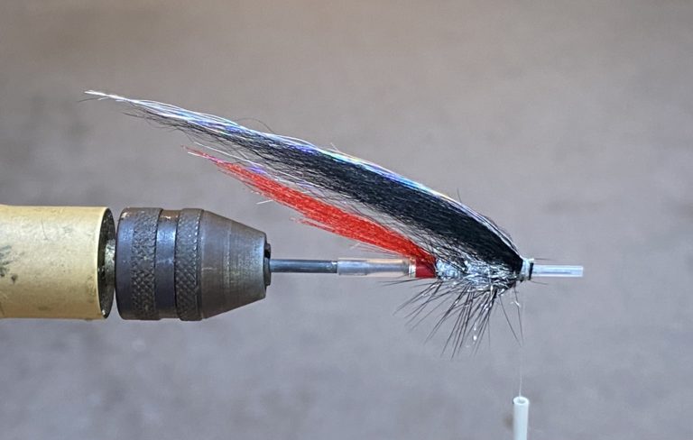 Fly Tying: Black ‘n’ Silver Templedog Tube