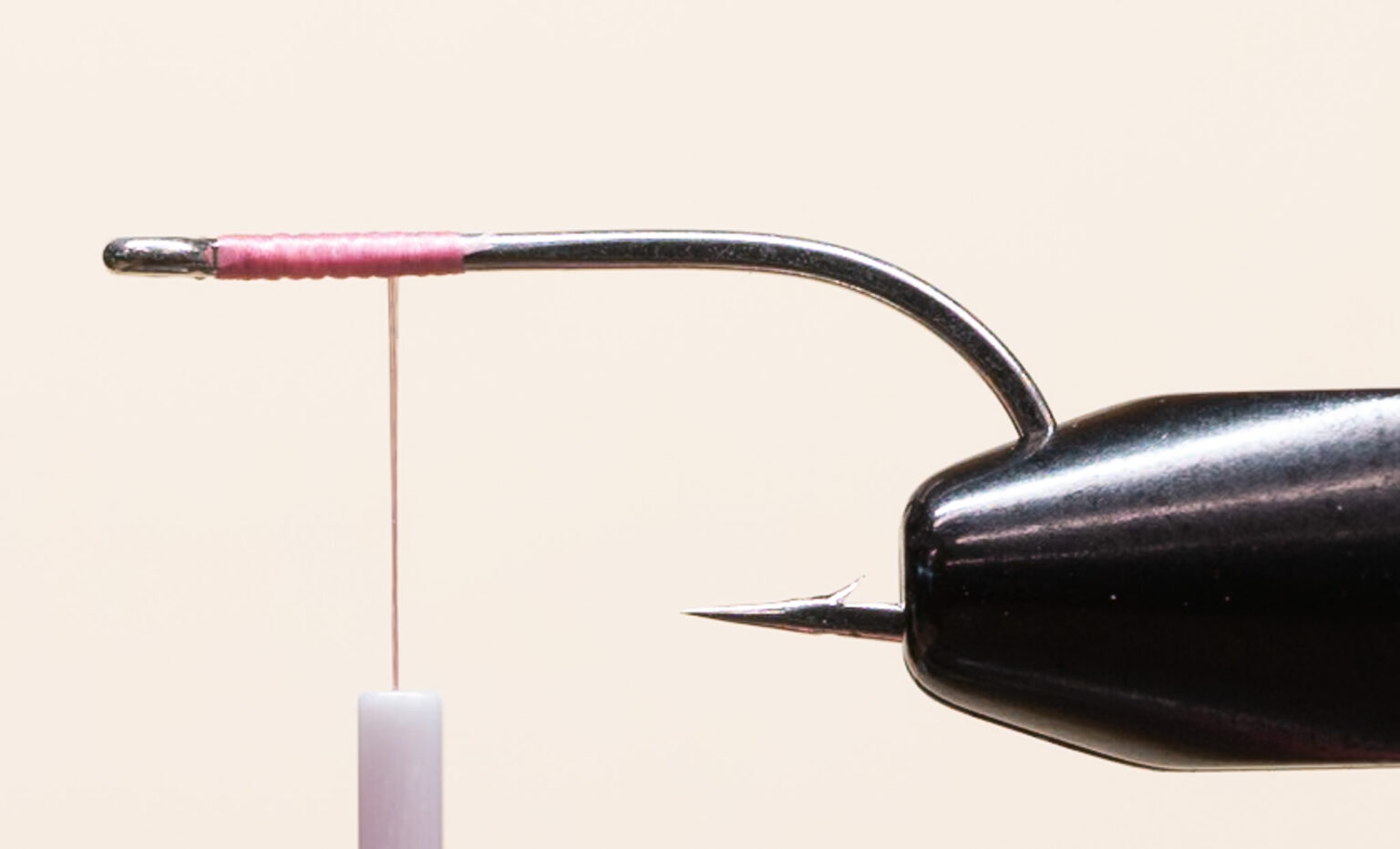 Fly Tying Tutorial: Gotcha Fly For Bonefish